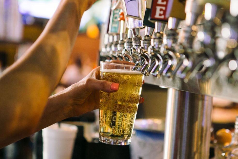 COLD BEERS & CHEESEBURGERS - Updated April 2025 - 379 Photos & 340 ...