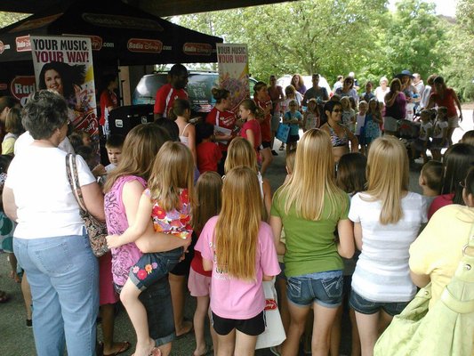 MOON TOWNSHIP PUBLIC LIBRARY - Updated November 2025 - 1700 Beaver ...