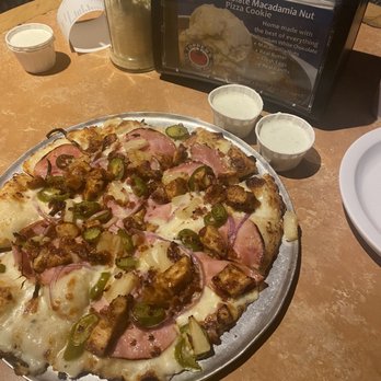 TOPPERS PIZZA PLACE - Updated February 2025 - 84 Photos & 130 Reviews ...