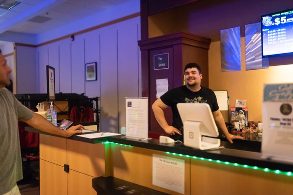 THE VR ZONE - Updated December 2025 - 14 Photos - 200 N Dartmouth Mall ...