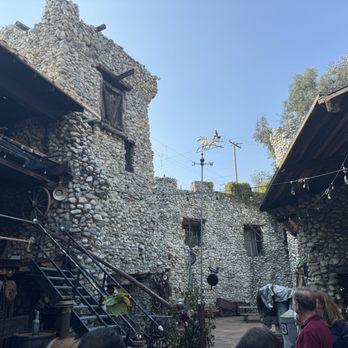 RUBEL CASTLE - Updated December 2025 - 364 Photos & 56 Reviews - 844 N ...
