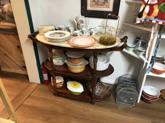 VINTAGE SISTERS ANTIQUES - 23 Photos - 1976 N Niels Hansen Dr, Pinetop ...