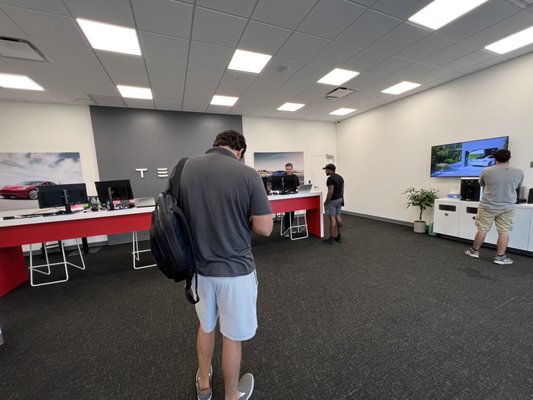 TESLA SERVICE CENTER AND GALLERY - Updated December 2025 - 41 Photos ...