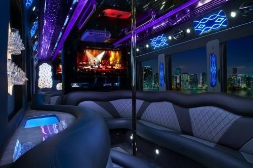 A SAVANNAH NITE CINCINNATI LIMOUSINE & EVENT BUS SERVICES - Updated ...