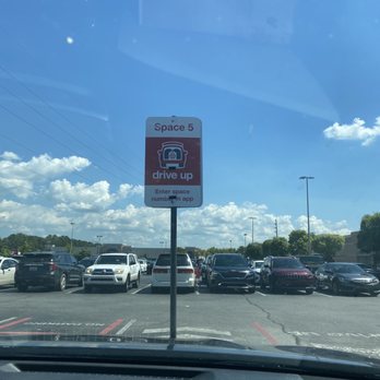 TARGET - Updated October 2025 - 70 Photos & 18 Reviews - 250 S Colonial ...