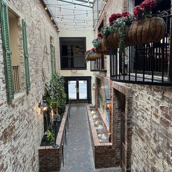 AMALFI CUCINA & MERCATO - Updated February 2026 - 1554 Photos & 1278 ...