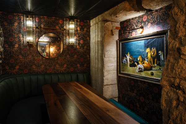 THE SICK STAG - Updated October 2025 - 60 Photos & 25 Reviews - 1219 ...