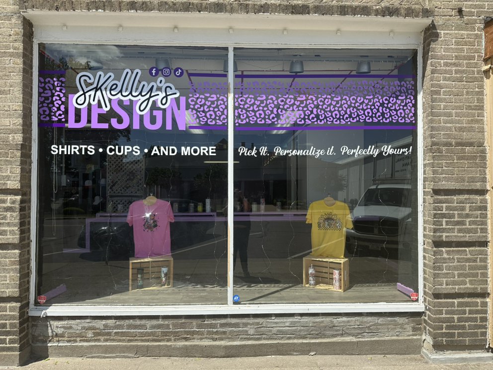 SKELLY’S DESIGN - Updated June 2025 - 242 S 6th St, Clinton, Iowa ...