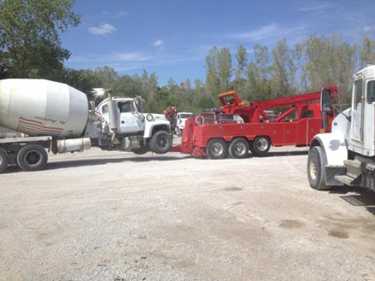 EXPRESS TOW & RECOVERY - Updated December 2025 - 38 Photos & 14 Reviews ...