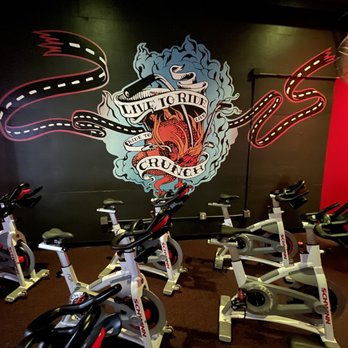 CRUNCH FITNESS - CHANNELSIDE - Updated February 2025 - 126 Photos & 98 ...