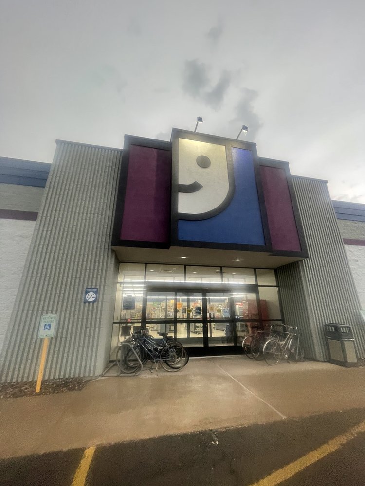 GOODWILL RETAIL STORE DONATION CENTER - Updated August 2025 - 2850 ...