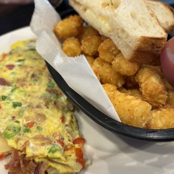 JAVA DAY CAFE - Updated August 2024 - 820 Photos & 421 Reviews - 160-09 ...