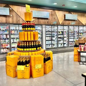 GORDON FOOD SERVICE STORE - Updated February 2026 - 18 Photos - 5800 ...