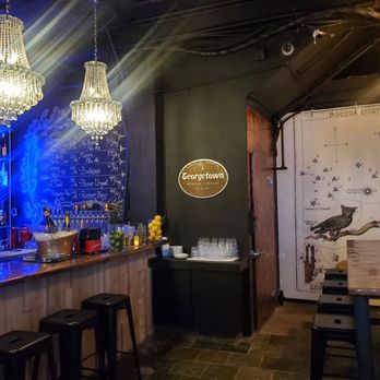 THE RAVEN SEATTLE - Updated September 2025 - 29 Photos & 15 Reviews ...