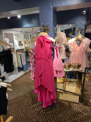 J ROBERTS - Updated October 2025 - 12 Photos & 17 Reviews - 2608 ...