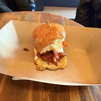 ROWDY ROOSTER - Updated July 2025 - 218 Photos & 91 Reviews - 140 W ...