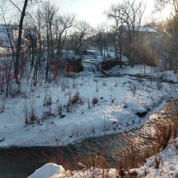 PICKWICK INN - Updated October 2025 - 23 Photos - 24731 County Rd 7 ...