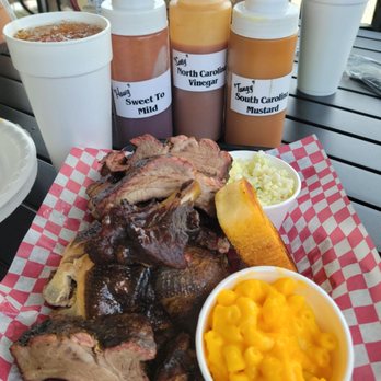 THE HAPPY HAWG BBQ - Updated November 2025 - 69 Photos & 193 Reviews ...