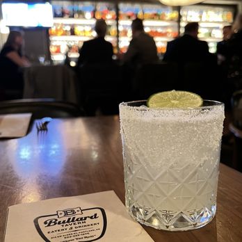 BULLARD TAVERN - Updated July 2024 - 549 Photos & 253 Reviews - 813 SW ...