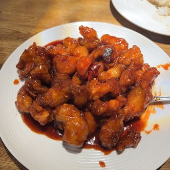 RED GINGER ASIAN CUISINE - 49 Photos & 27 Reviews - 1208 E Maple St ...