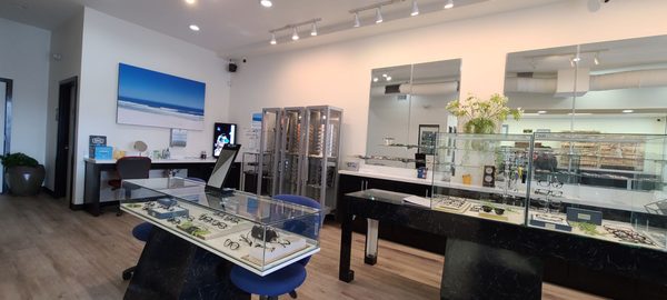 EYE Q OPTOMETRY - Updated May 2025 - 34 Photos & 76 Reviews - 12082 ...