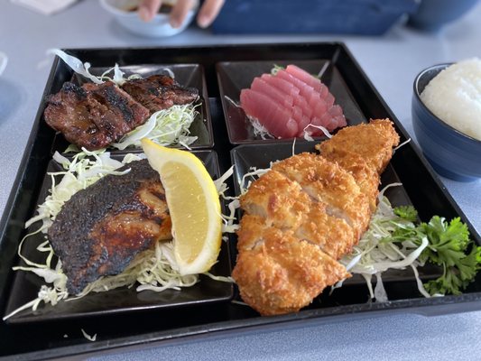 GYOTAKU JAPANESE RESTAURANT - 2154 Photos & 640 Reviews - Japanese - 98 ...