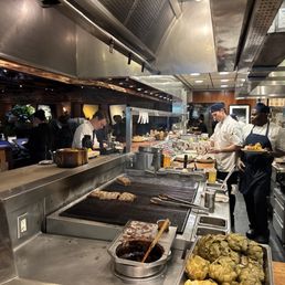 HOUSTON’S RESTAURANT - Updated December 2025 - 765 Photos & 807 Reviews ...