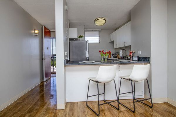 WAIKELE TOWERS - Updated May 2026 - 12 Photos - 94-344 Pupumomi St ...