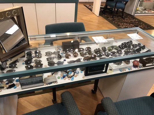 SHARP VISION EYE CARE CENTER - Updated June 2025 - 21 Photos & 21 ...