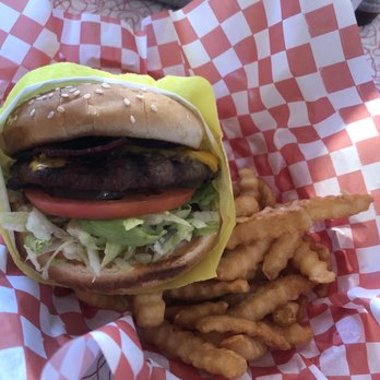 TRIANGLE BURGERS - Updated December 2024 - 31 Photos & 16 Reviews ...