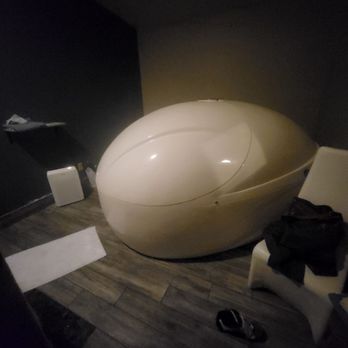 LUNA FLOAT SPA - Updated September 2025 - 69 Photos & 47 Reviews - 202 ...