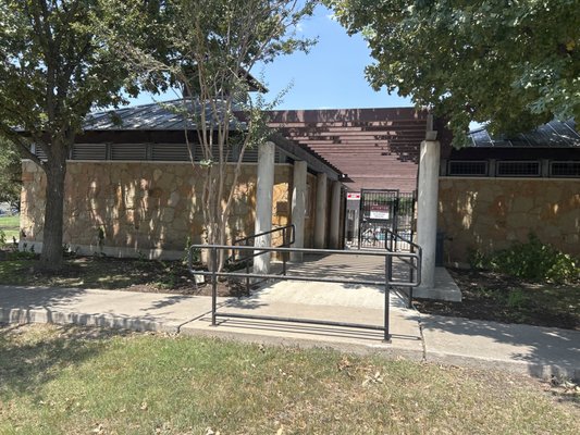 BROOKFIELD POOL AND PARK - Updated December 2025 - 10 Photos - 1041 ...