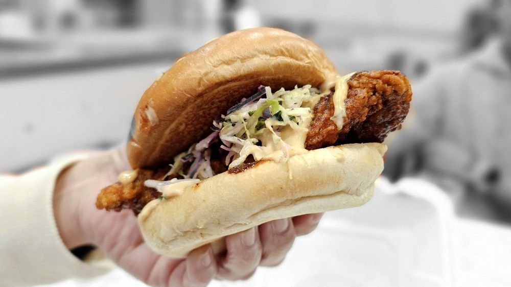 FLAME-N-CHICKZ - Updated December 2025 - 176 Photos & 202 Reviews ...