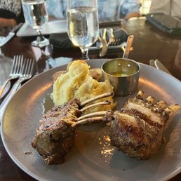 THE COMPASS - Updated October 2025 - 1009 Photos & 1104 Reviews - 122 ...