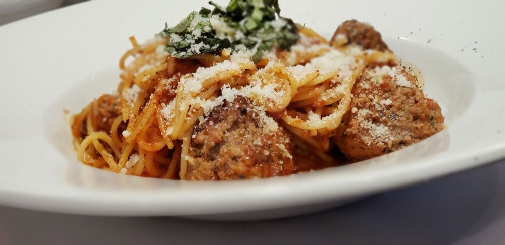 BELLO RISTORANTE - 270 Photos & 196 Reviews - 73 Rue Saint-Louis ...