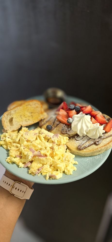 GOLDEN COFFEE SHOP - Updated July 2025 - 10 Photos - A C. Font Martelo ...