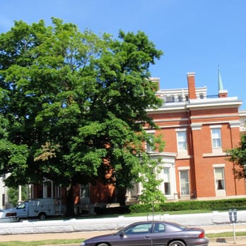 ERIE CLUB - Updated January 2026 - 13 Photos - 524 Peach St, Erie ...