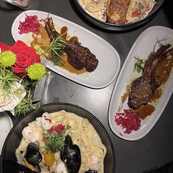 DIVAN RESTAURANT & BAR - Updated November 2025 - 1207 Photos & 818 ...