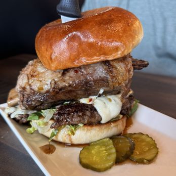 DA BURGER WING HUB - Updated March 2025 - 384 Photos & 148 Reviews - 93 ...