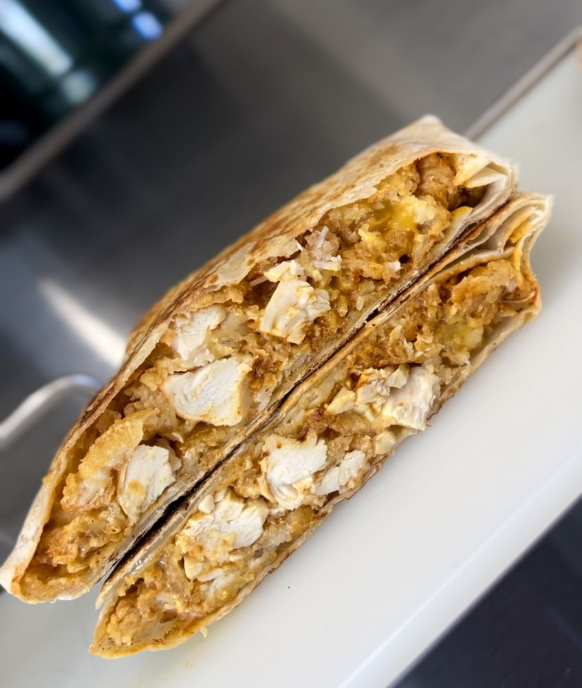 ALI’S HOT CHICKEN & SMASH BURGER - Updated November 2025 - 36 Photos ...