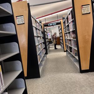 SUMMERLIN LIBRARY - Updated June 2024 - 165 Photos & 73 Reviews - 1771 ...