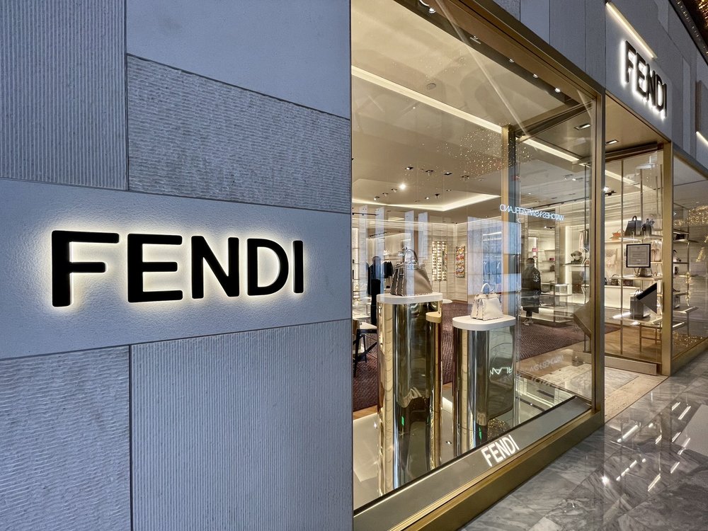 FENDI - Updated October 2025 - 13 Photos & 26 Reviews - 611 5th Ave ...