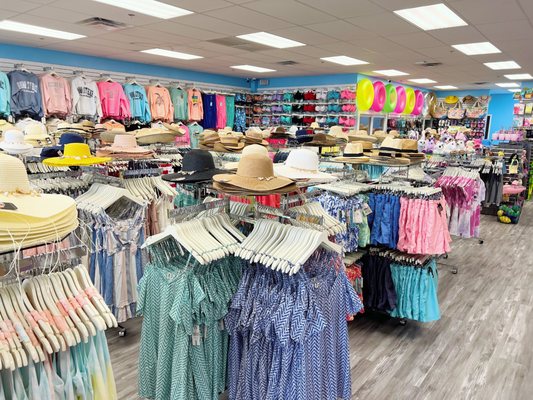 WAVE BEACH STORE - Updated July 2025 - 15500 Panama City Beach Pkwy ...
