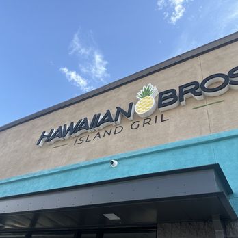 HAWAIIAN BROS ISLAND GRILL - Updated January 2025 - 52 Photos & 69 ...