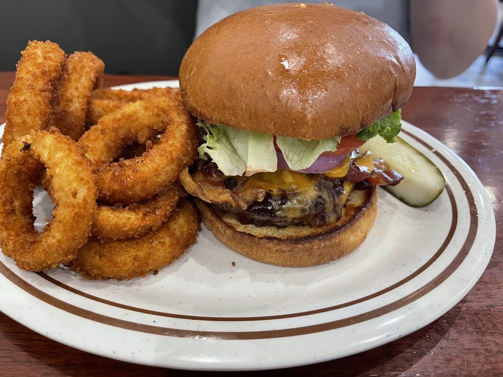 EARLY RISER DINER - Updated September 2025 - 86 Photos & 101 Reviews ...