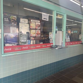 RAINBOW DRIVE-IN - Updated December 2024 - 8040 Photos & 5767 Reviews ...