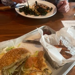 HUBBARD GRILLE - Updated April 2025 - 480 Photos & 564 Reviews - 793 N ...