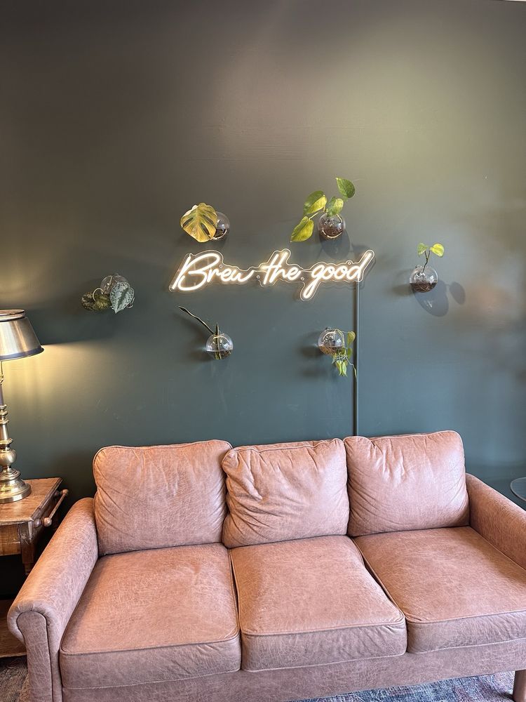 BLOOM & BERRY COFFEE HOUSE - Updated January 2025 - 20 Photos & 14 ...