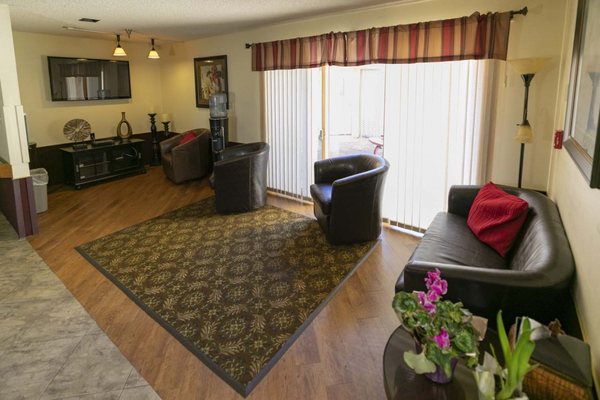 SUNWEST CHOICE HEALTHCARE & REHAB - Updated December 2025 - 27 Photos ...