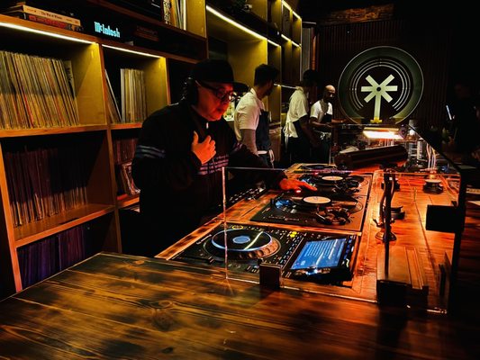 MIAMI SOUND BAR - Updated December 2025 - 39 Photos & 30 Reviews - 123 ...